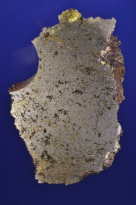 Native Iron: Mineral information, data and localities.