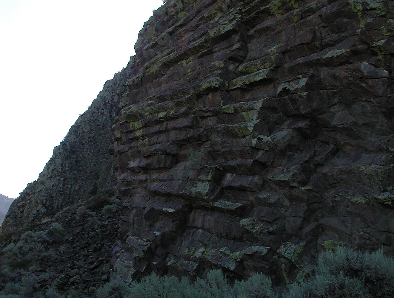 How Does Columnar Basalt Form