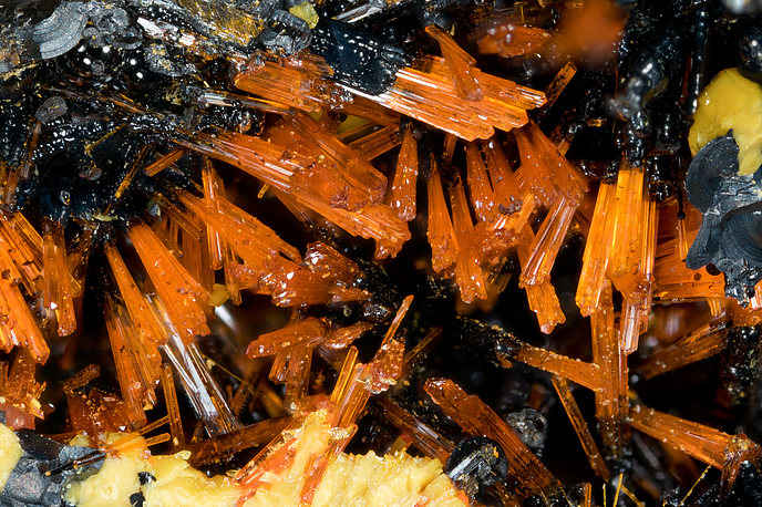 Curite: Mineral information, data and localities.