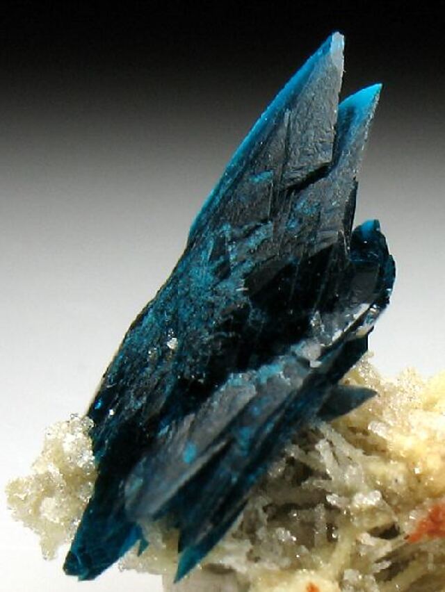 Veszelyite