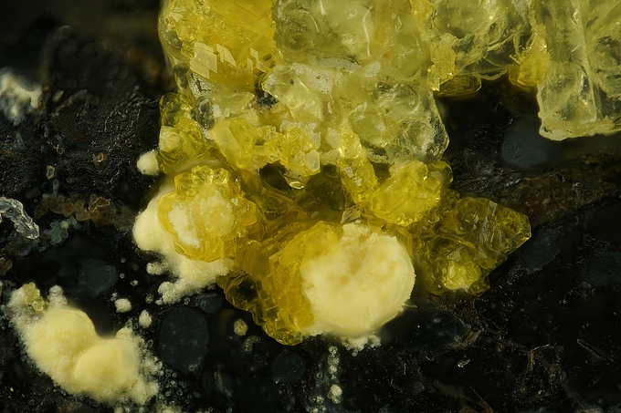 Ewingite: Mineral information, data and localities.