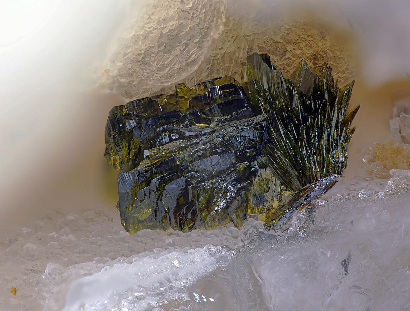 Vauquelinite: Mineral information, data and localities.