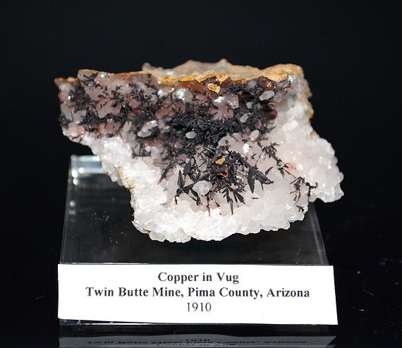 Twin Buttes Mine, Twin Buttes, Pima Mining District, Sierrita Mountains ...