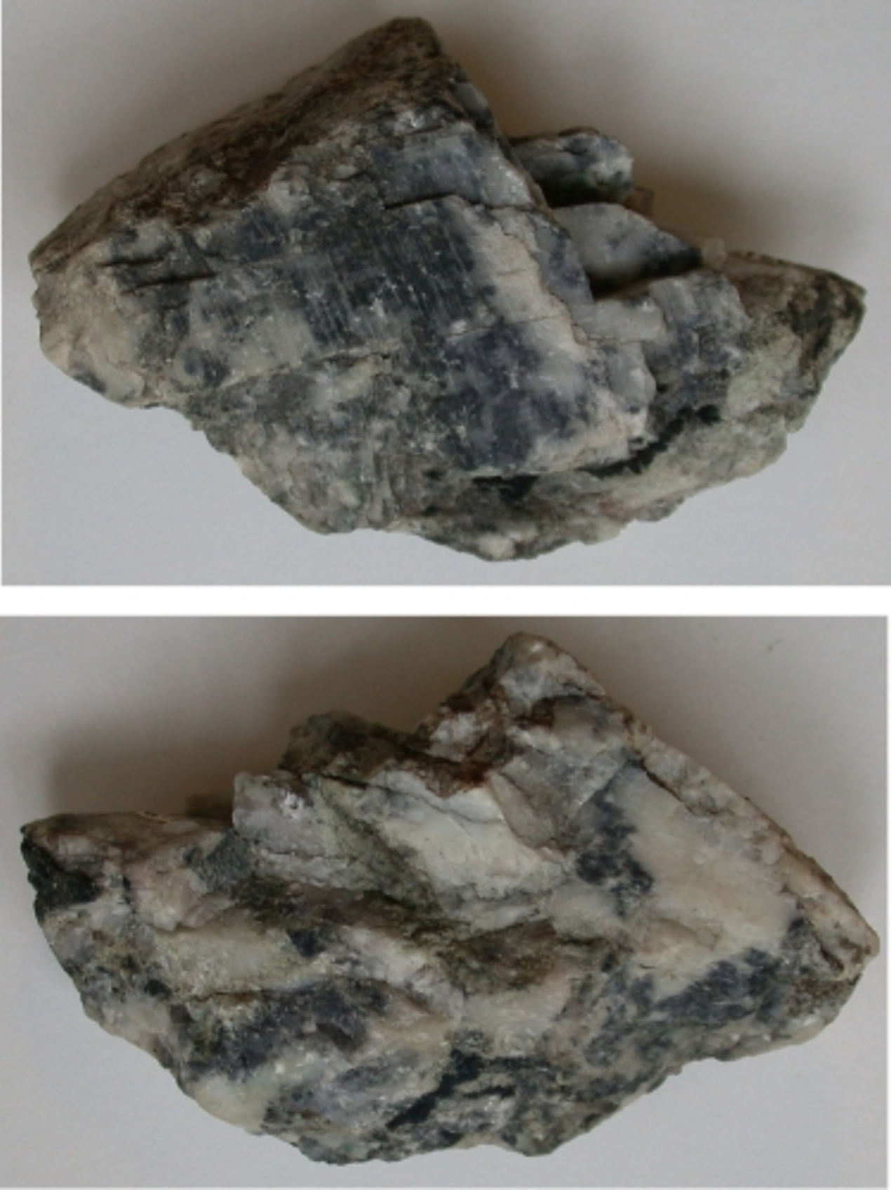 Berzelianite, Calcite