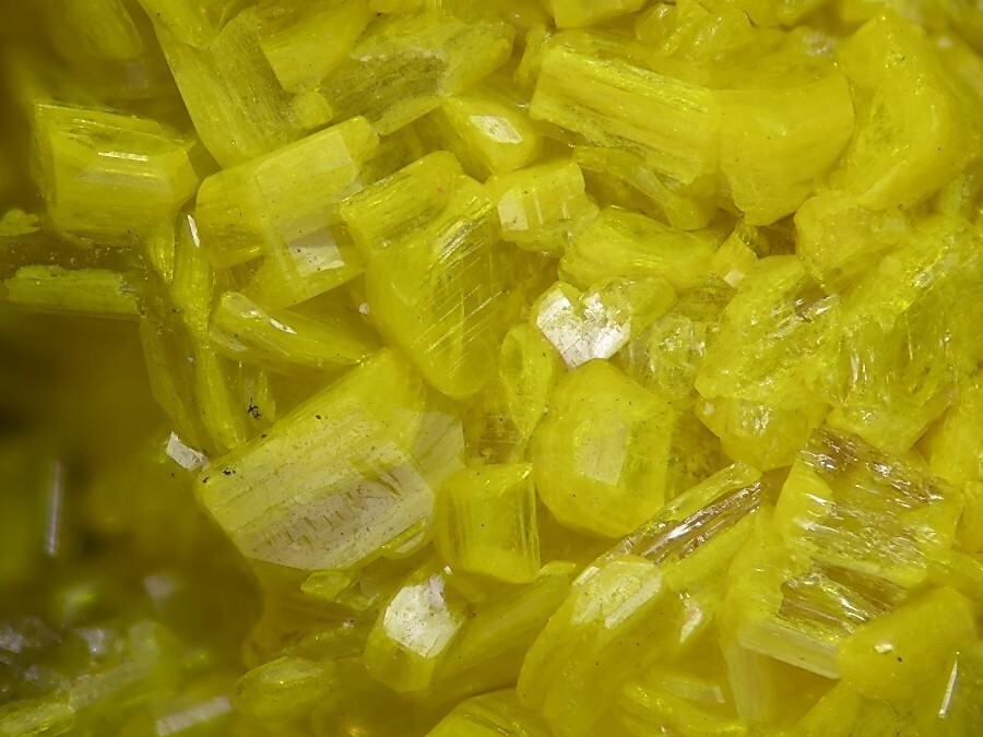 Schoepite: Mineral information, data and localities.