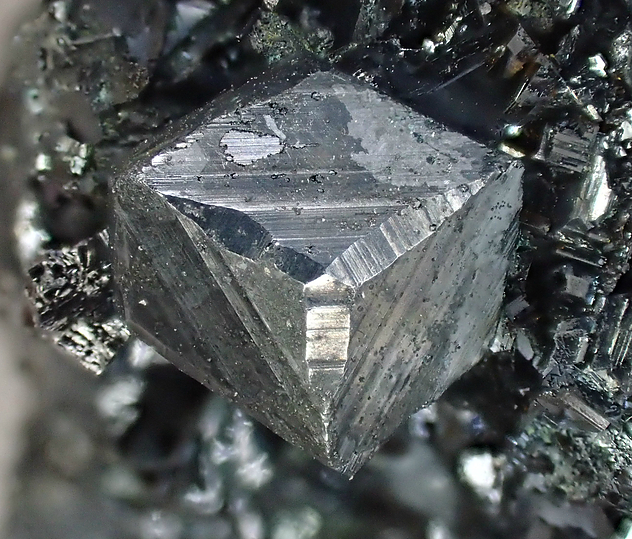 Digenite: Mineral information, data and localities.