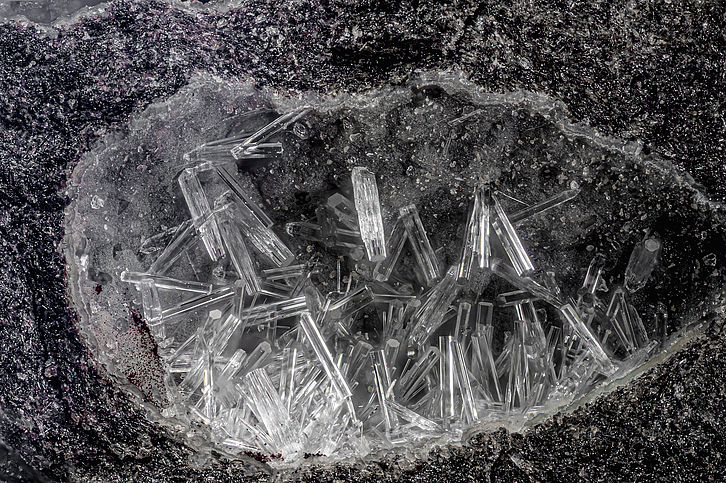 Erionite Subgroup: Mineral information, data and localities.