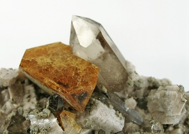 Helvine, Quartz (Var: Smoky Quartz)