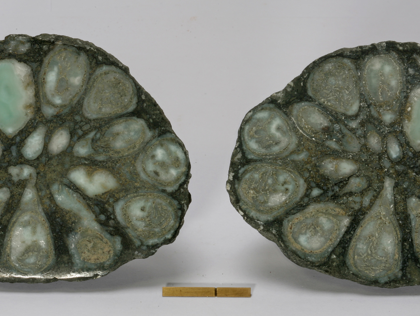 Pectolite (Var: Larimar)