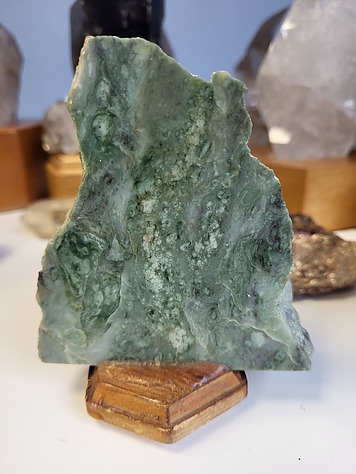 Listvenite: Mineral information, data and localities.