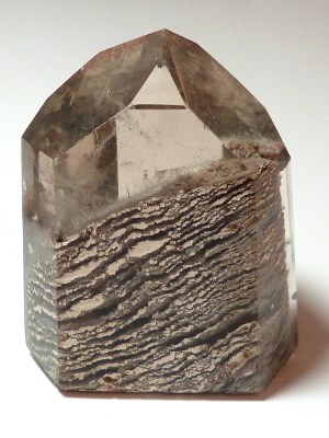 General : Inclusions in Quartz (Polished or Natural)