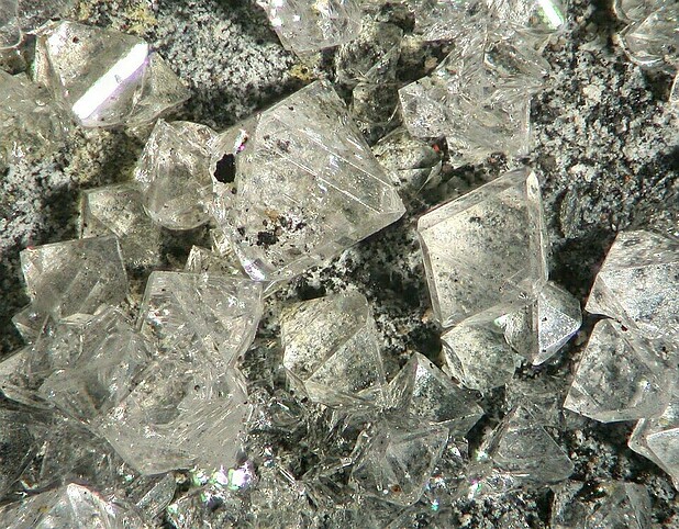 Arsenolite: Mineral information, data and localities.