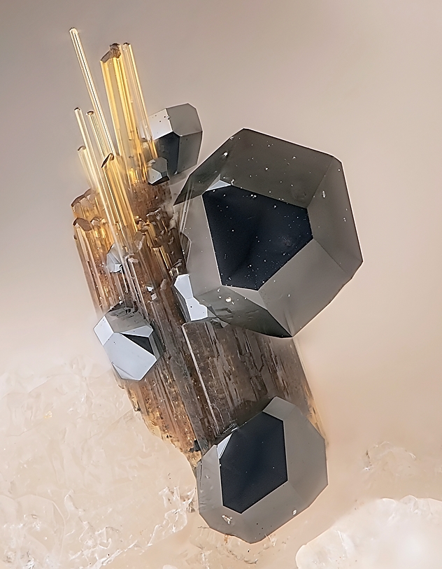 Braunite: Mineral information, data and localities.