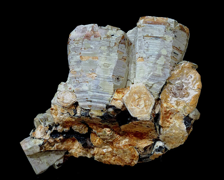 Parisite-(La): Mineral information, data and localities.