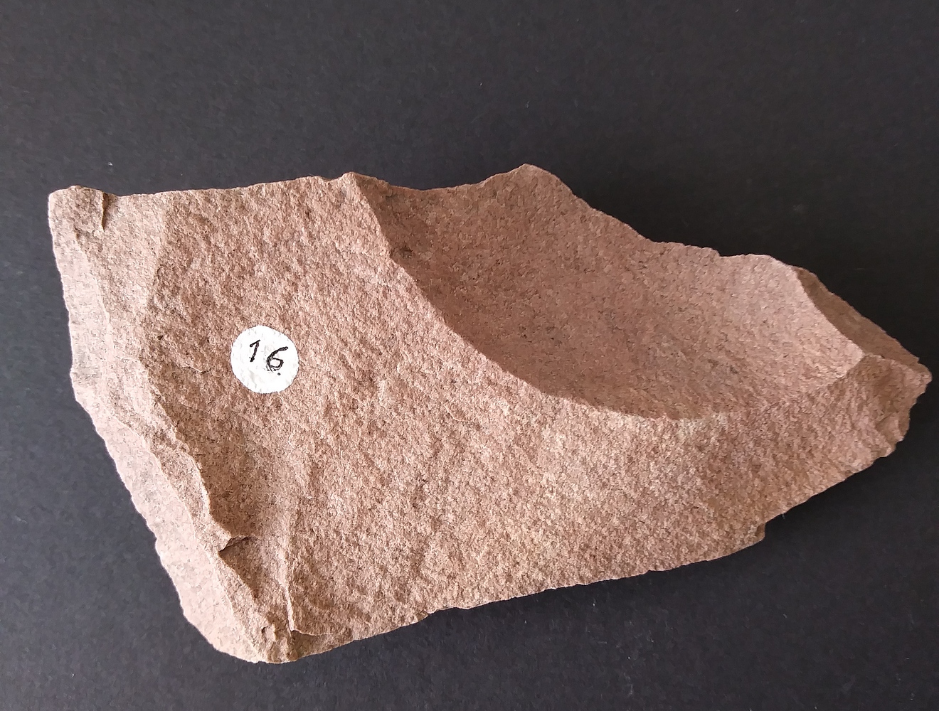 Felsite: Mineral information, data and localities.