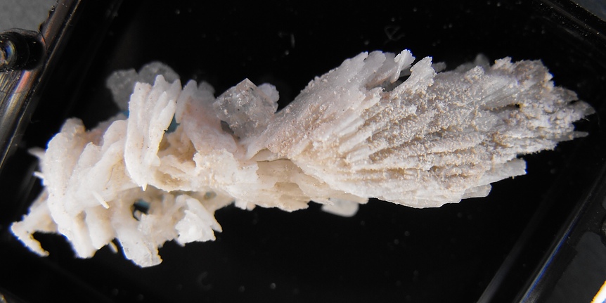 Kainite: Mineral information, data and localities.