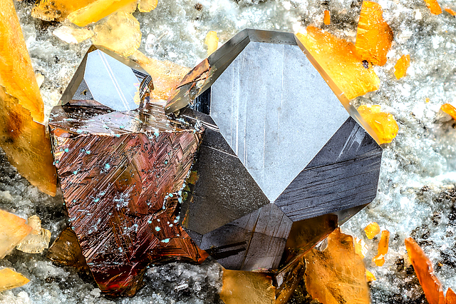 Sphalerite, Chalcopyrite, Siderite