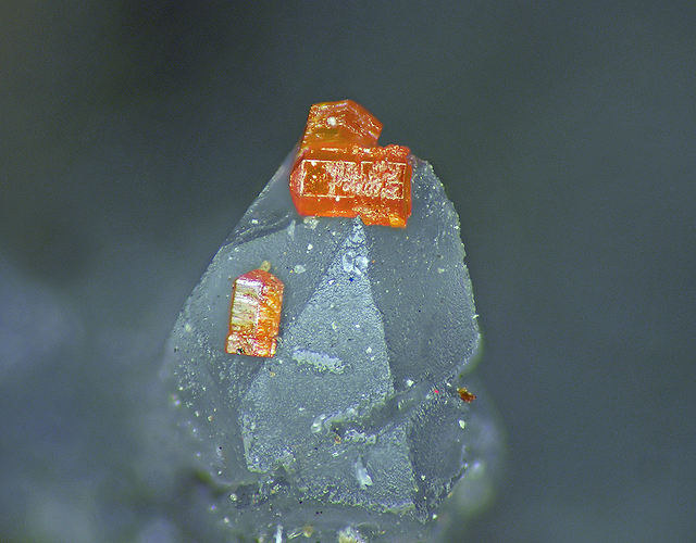 Greenockite, Quartz