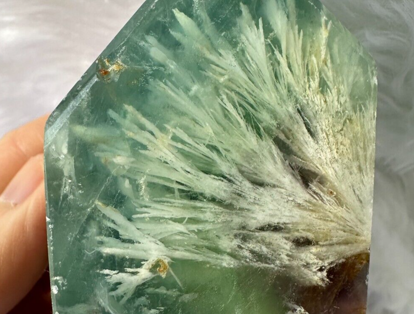 Identity Help : Unknown inclusion in Chinese fluorite