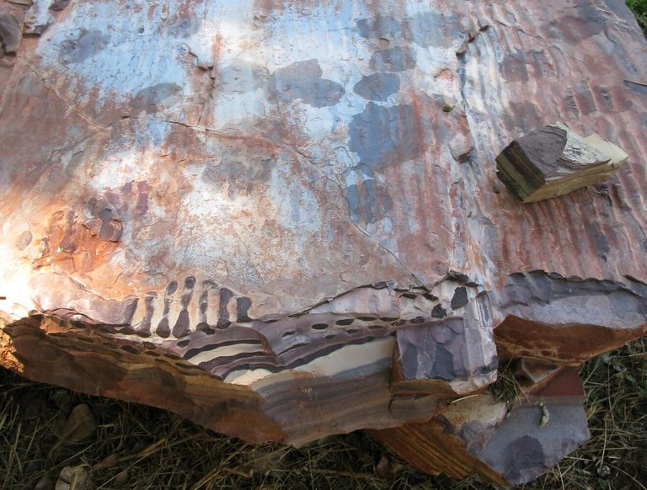 Zebra stone: Mineral information, data and localities.