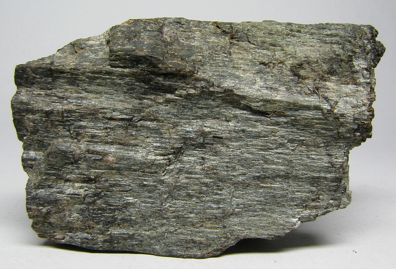 Cummingtonite: Mineral information, data and localities.