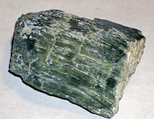 Serpentine Subgroup (Var: Picrolite)