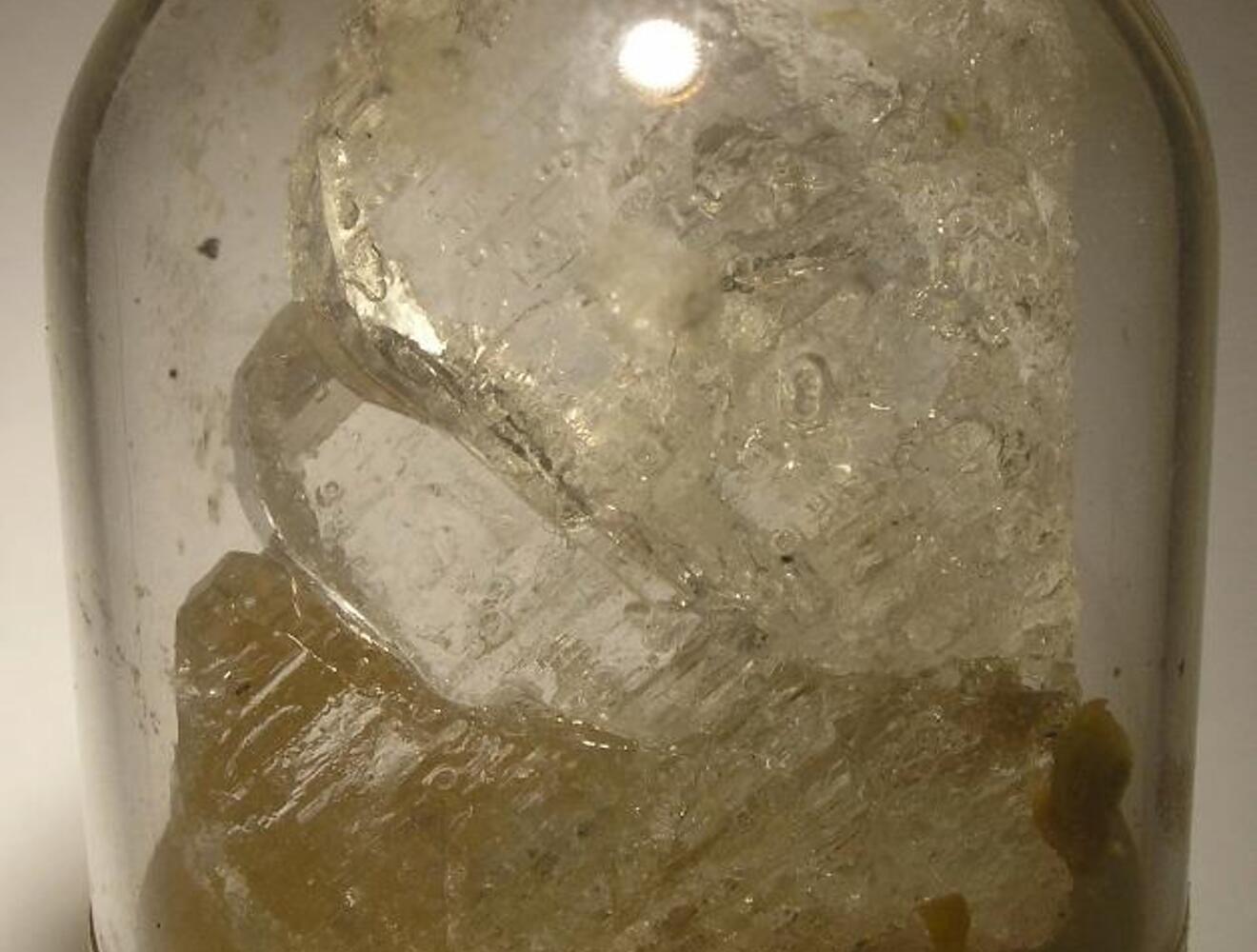 Carnallite: Mineral information, data and localities.