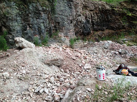 Beryl Pit, Quadeville area, Lyndoch Township, Brudenell-Lyndoch-and ...