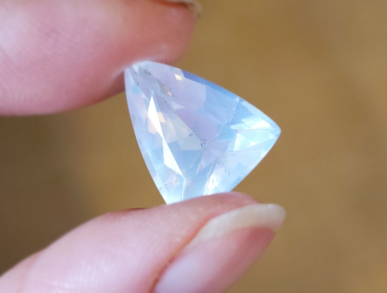 Education : "New" White gemstone Identified - Difference between Pink ...