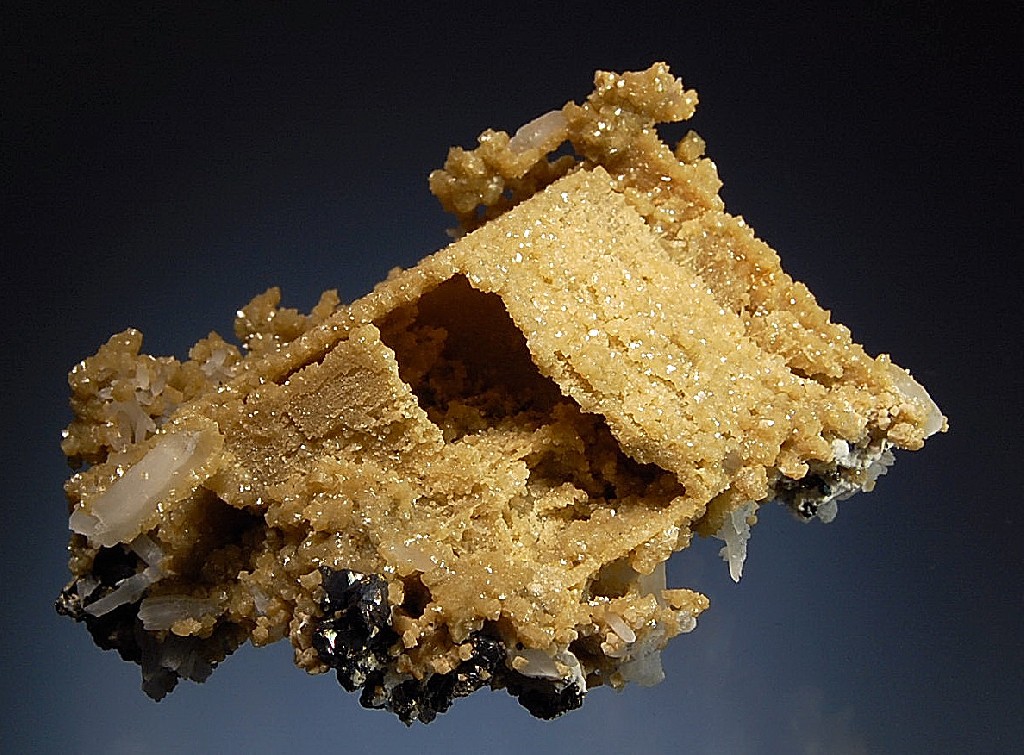 Siderite Turț Mine, Turț, Satu Mare County, Romania Lustrous, tan ...