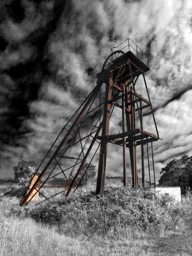 Elevation tower (malacate nr 6) São Domingos Mine, Corte do Pinto ...